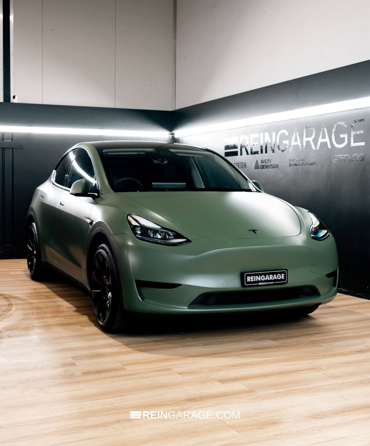 Pros and Cons of Clear vs. Matte PPF for Your Tesla Y - Tesla Model Y ...